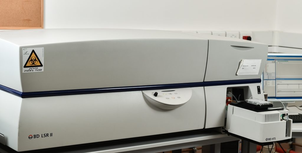 BD LSR-II Analyzer | Life Sciences and Engineering Infrastructure Center